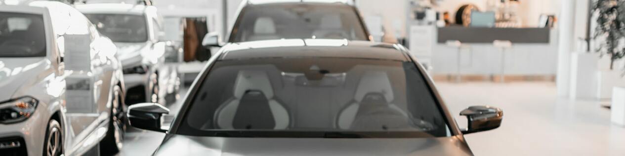 Car - LinkedIn Background - Get some inspiration!